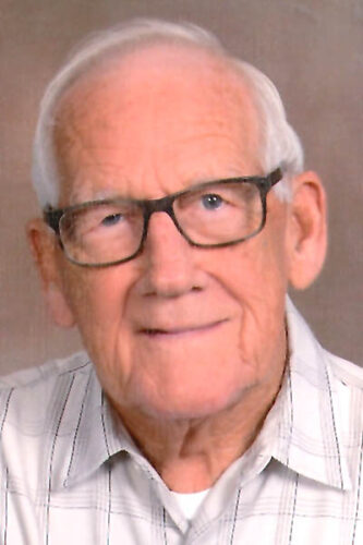 Bob Davis 1933-2025 | News, Sports, Jobs - Tribune Chronicle